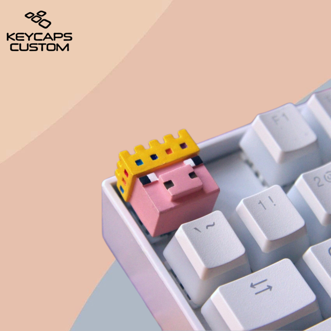 Minecraft Pig with Crown for Mechanical Keyboard